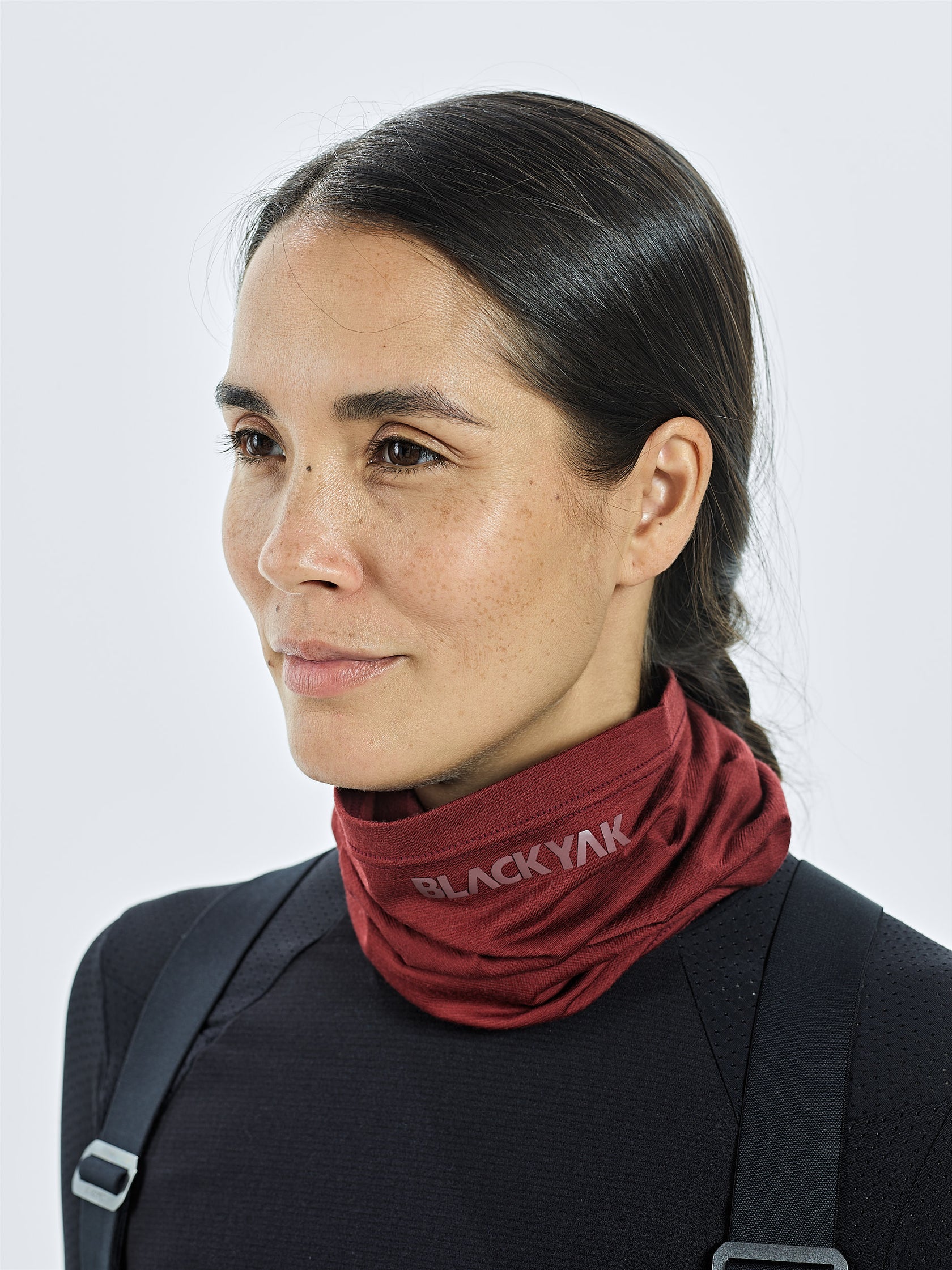 GURLA MERINO NECKGAITER – BLACKYAK Shop